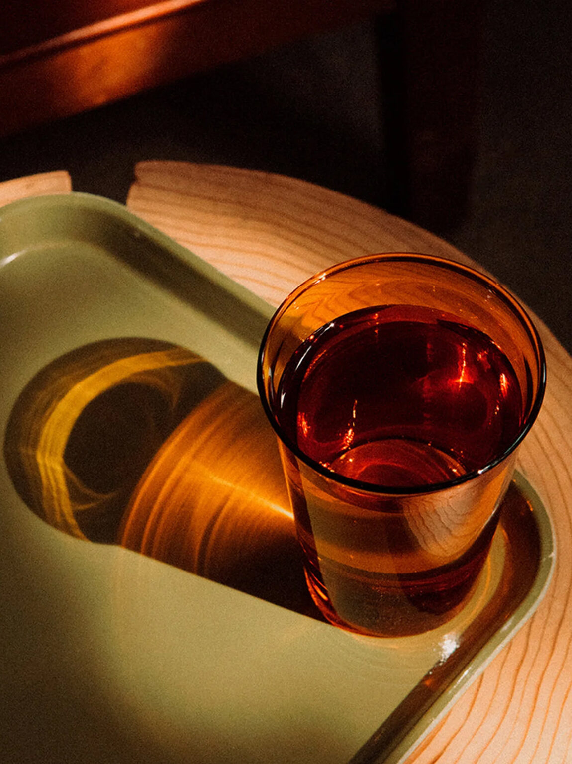 Cast Amber Glass - LE SITE PIGEON